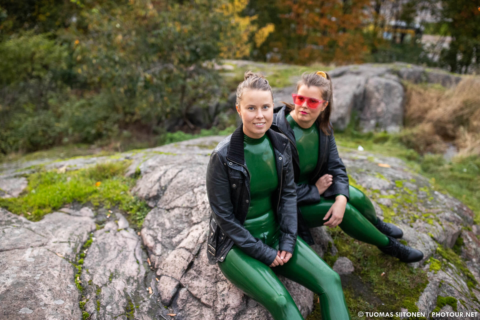 Project L: Part 86 - Behind the scenes of a latex photoshoot